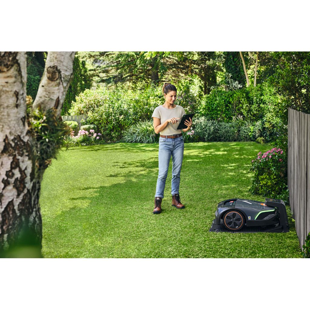 iMOW 6 Evo Robotic Lawnmower – Border Chainsaw & Lawnmower Services